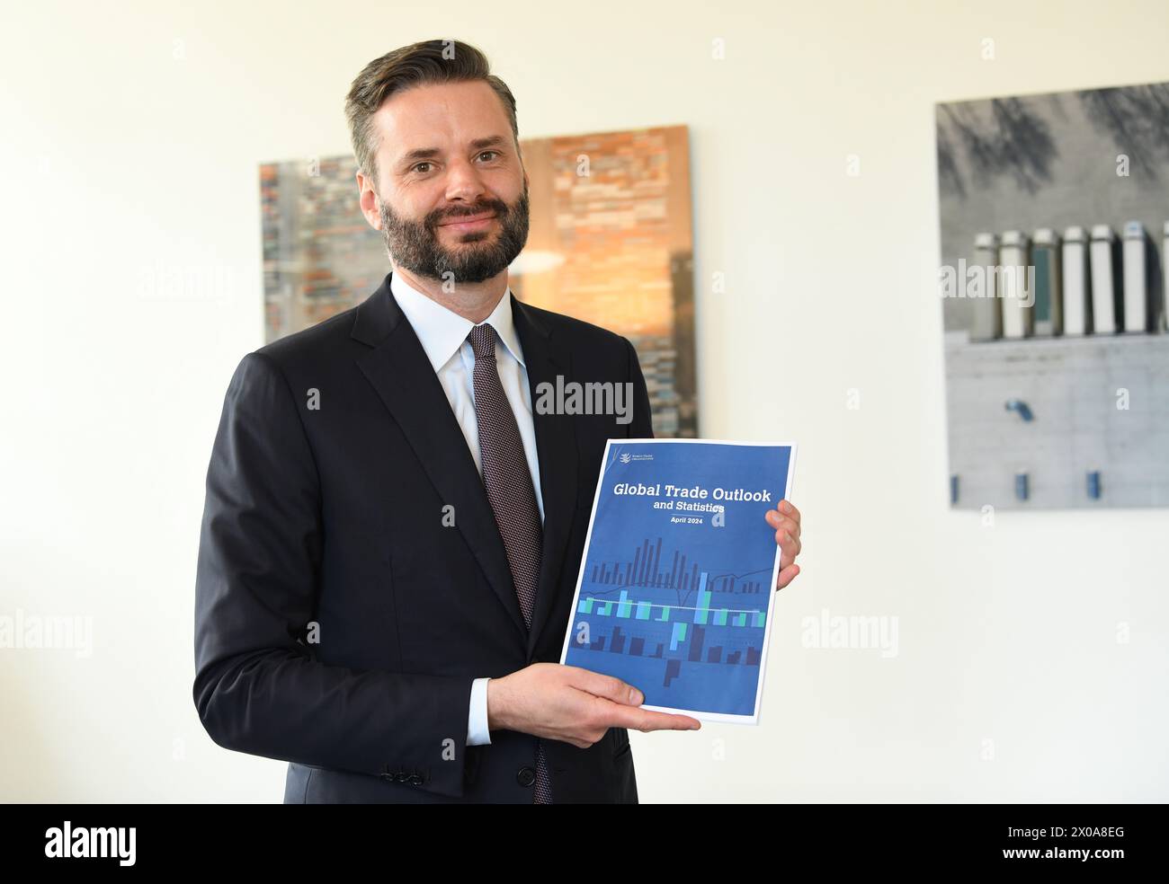 World trade organization wto chief hi-res stock photography and images ...