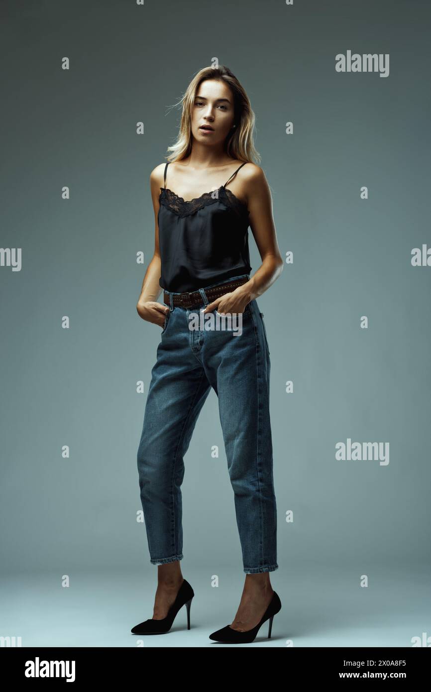 Refined attire hi-res stock photography and images - Alamy Refined attire hi-res stock photography and images - Alamy