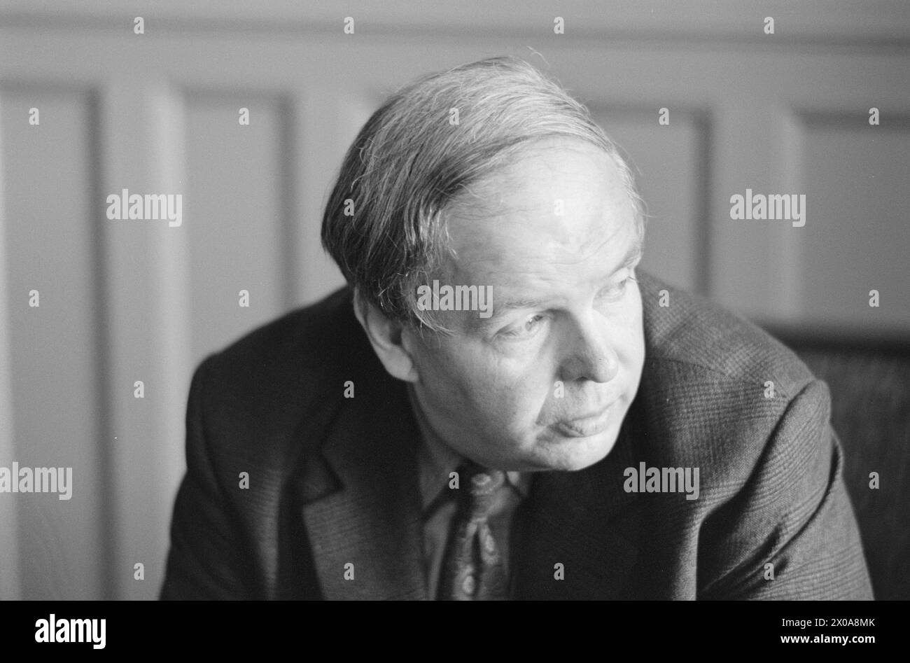 Aktuell 26-7-1973 : Den politiske kannestøper.Helge Seip mener at det ...