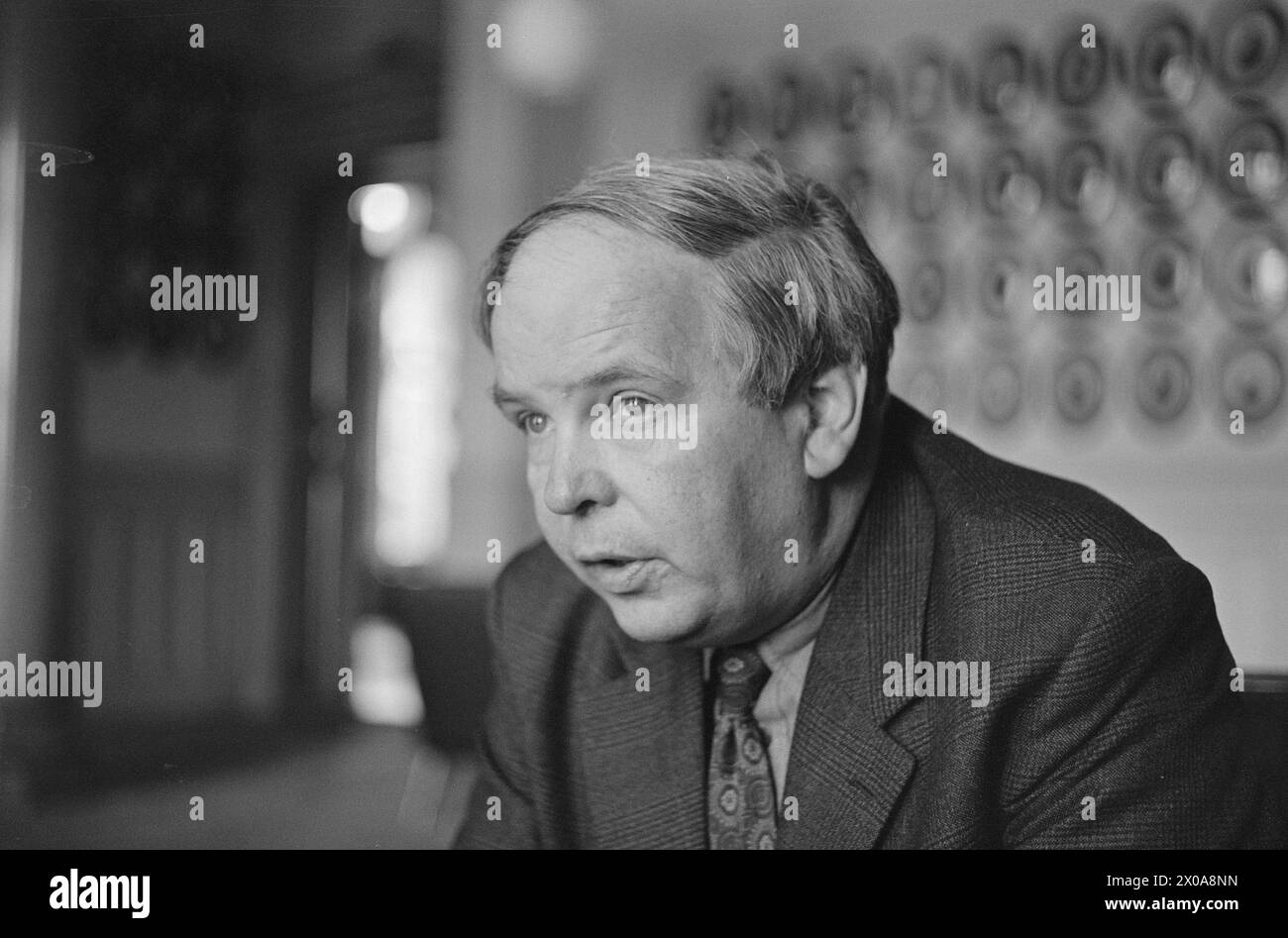 Aktuell 26-7-1973 : Den politiske kannestøper.Helge Seip mener at det ...