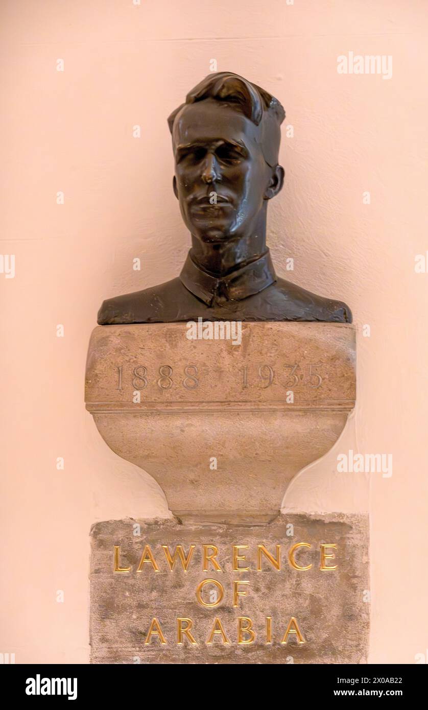 Lawrence of Arabia bust in crypt of St Paul's Cathedral, London ...