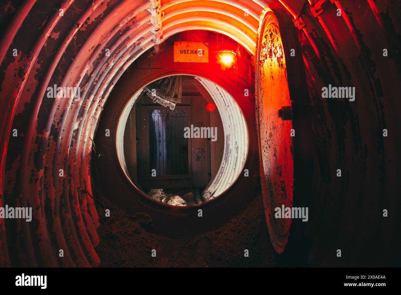 Underground bunker shelter build hi-res stock photography and images ...