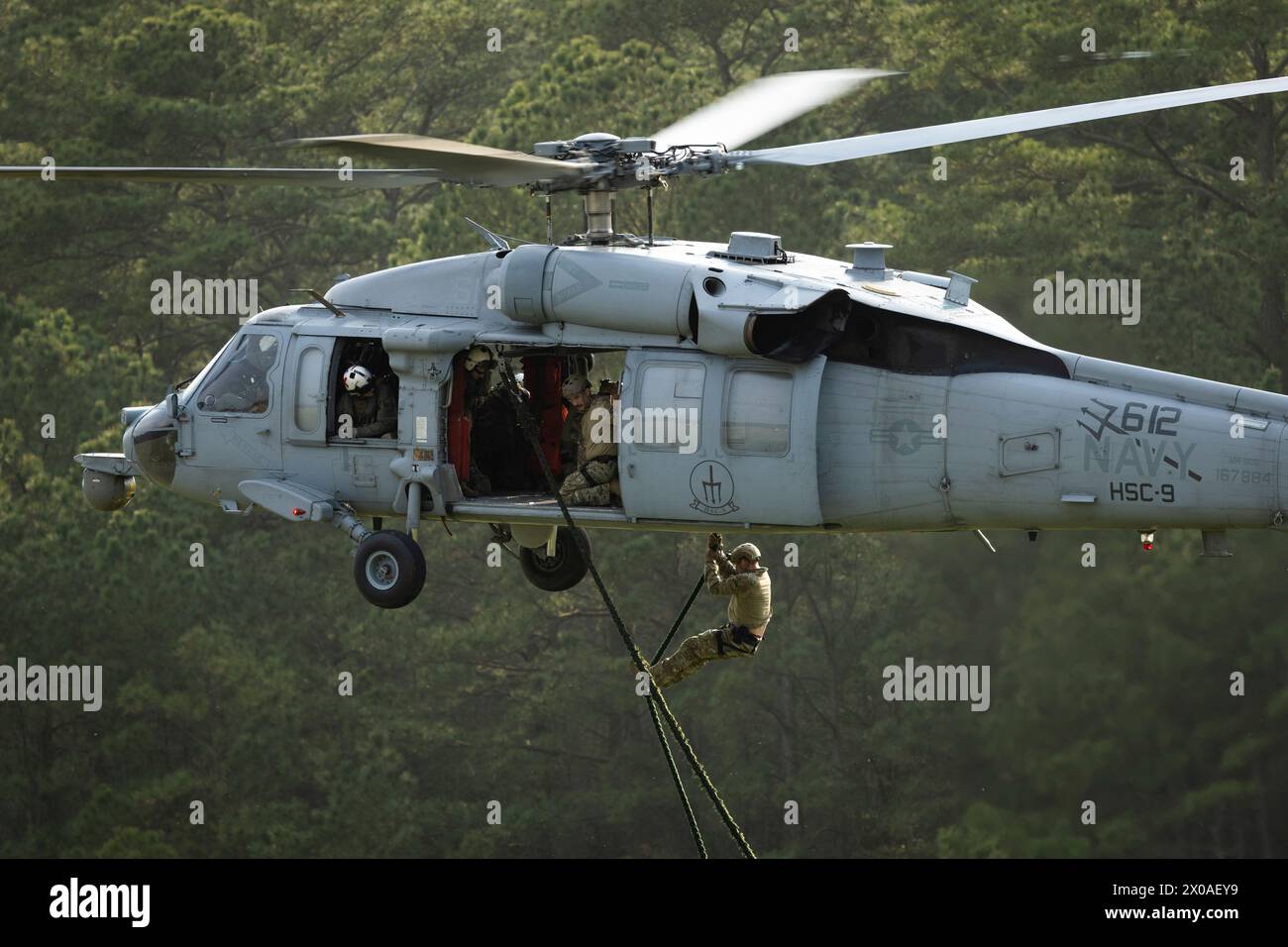 Virginia Beach, Va. - U.S. Navy explosive ordnance disposal (EOD ...