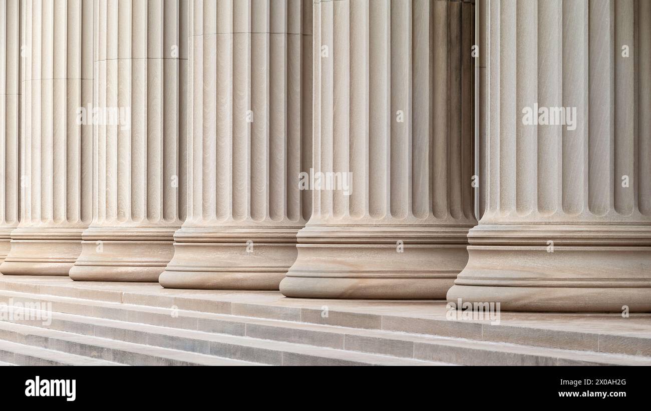 Neoclassical columns hi-res stock photography and images - Alamy