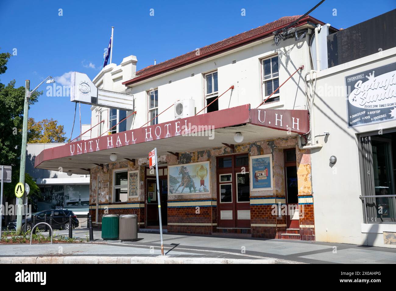 Balmain public house hi-res stock photography and images - Alamy