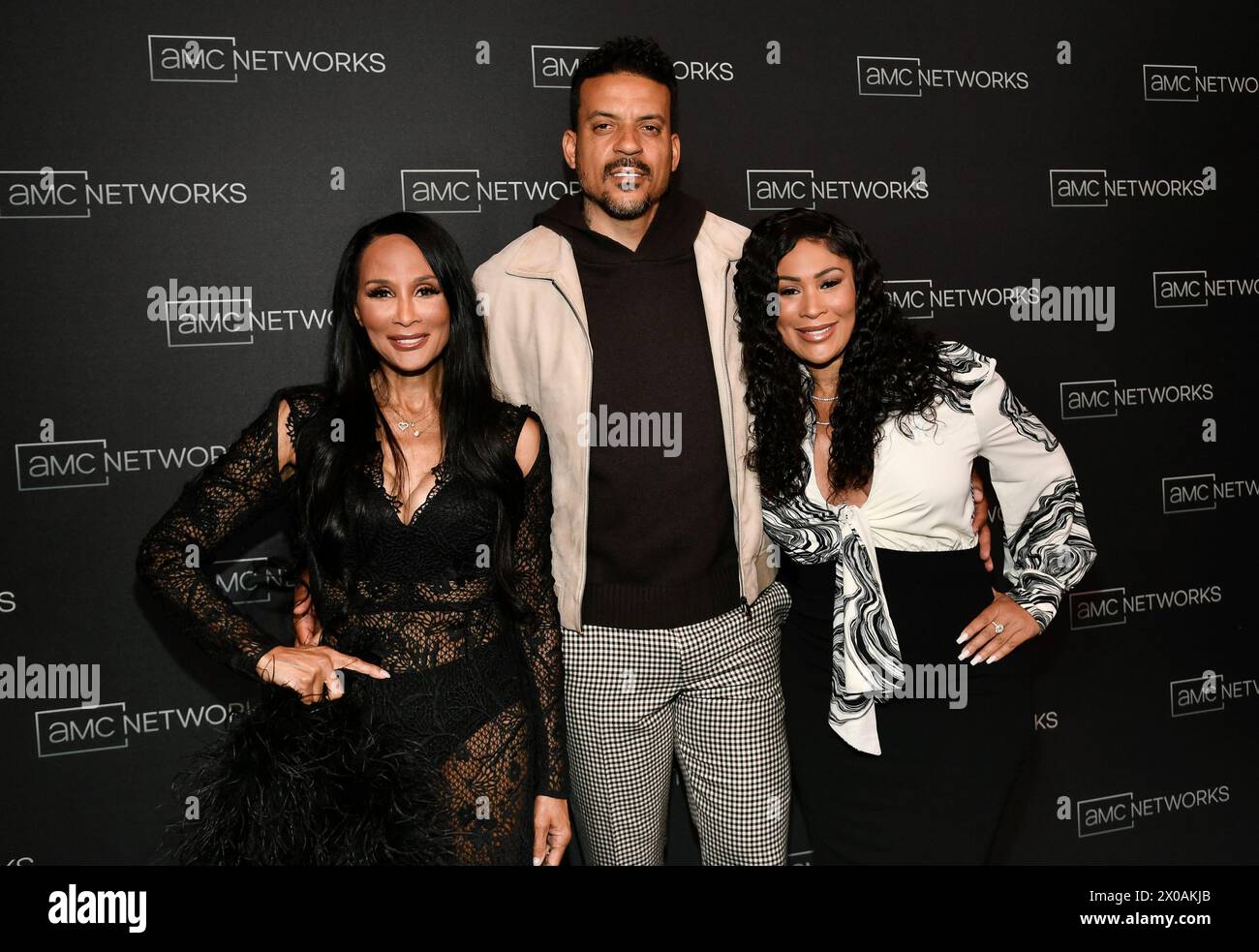 "The Barnes Bunch" cast Beverly Johnson, left, Matt Barnes, and Anansa ...