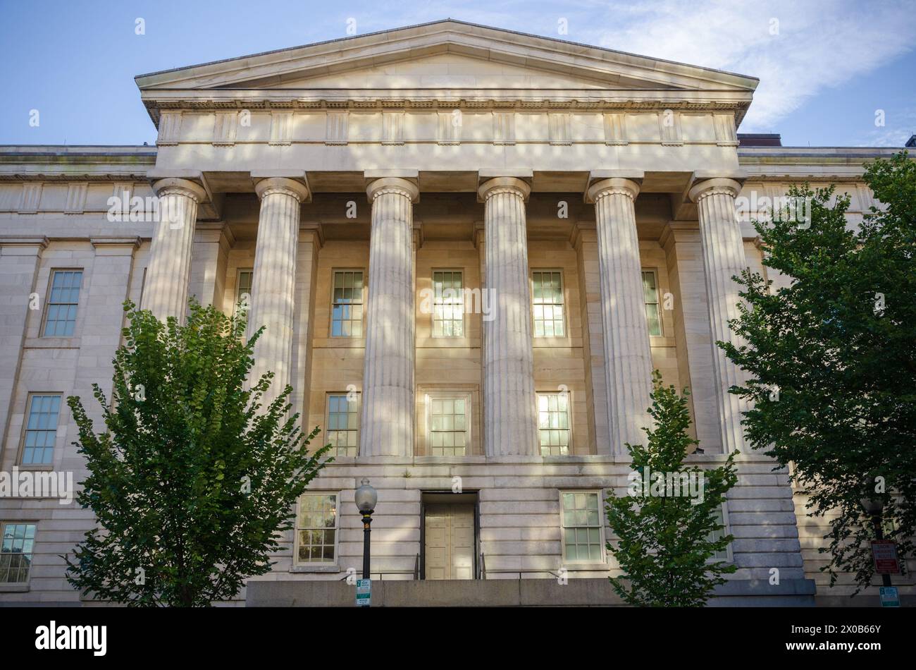 Smithsonian American Art Museum in Washington, D.C., USA Stock Photo ...