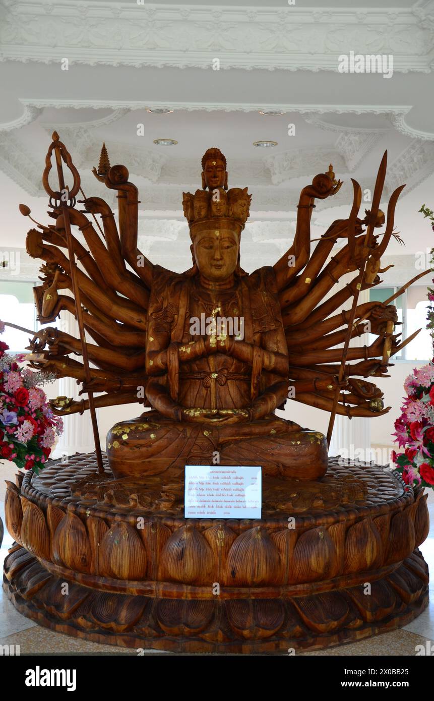 Guishan Guanyin of Thousand Hands or Guan Yin bodhisattva goddess ...
