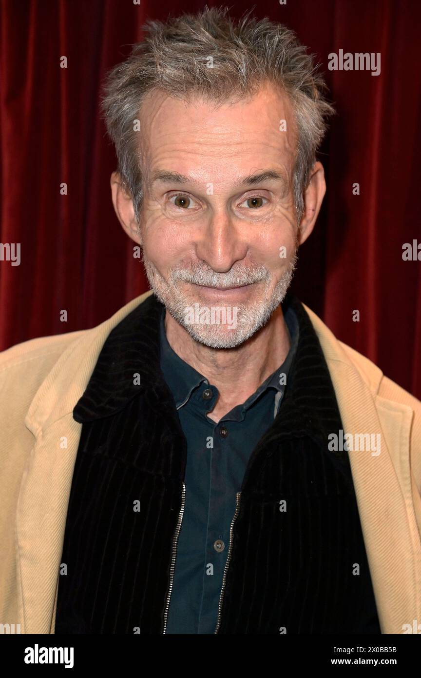 Ulrich Matthes bei der Premiere des Kinofilms Milchzähne und der ...