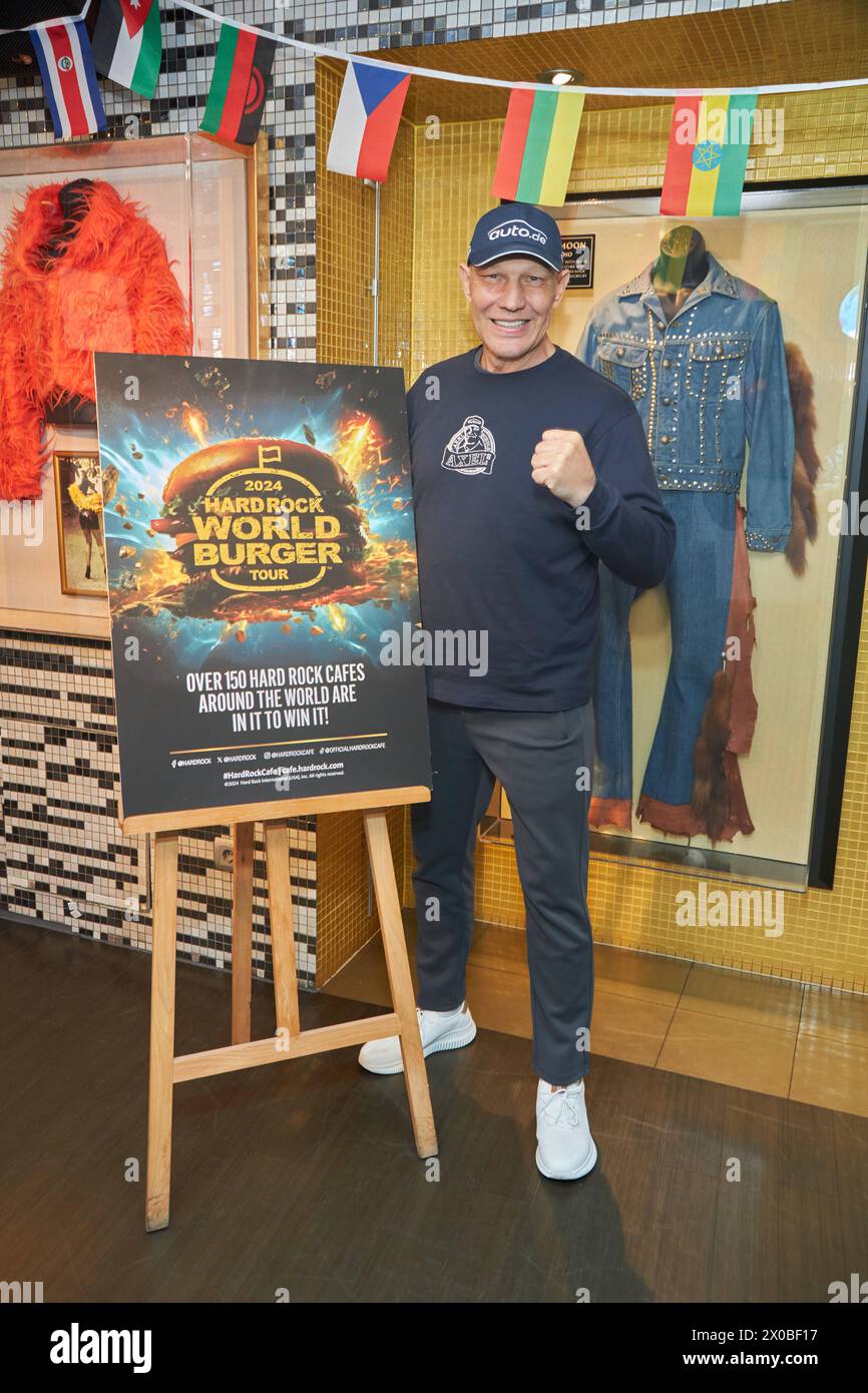 Axel Schulz - Hard Rock World Burger Tour 2024 im Hard Rock Cafe Berlin ...