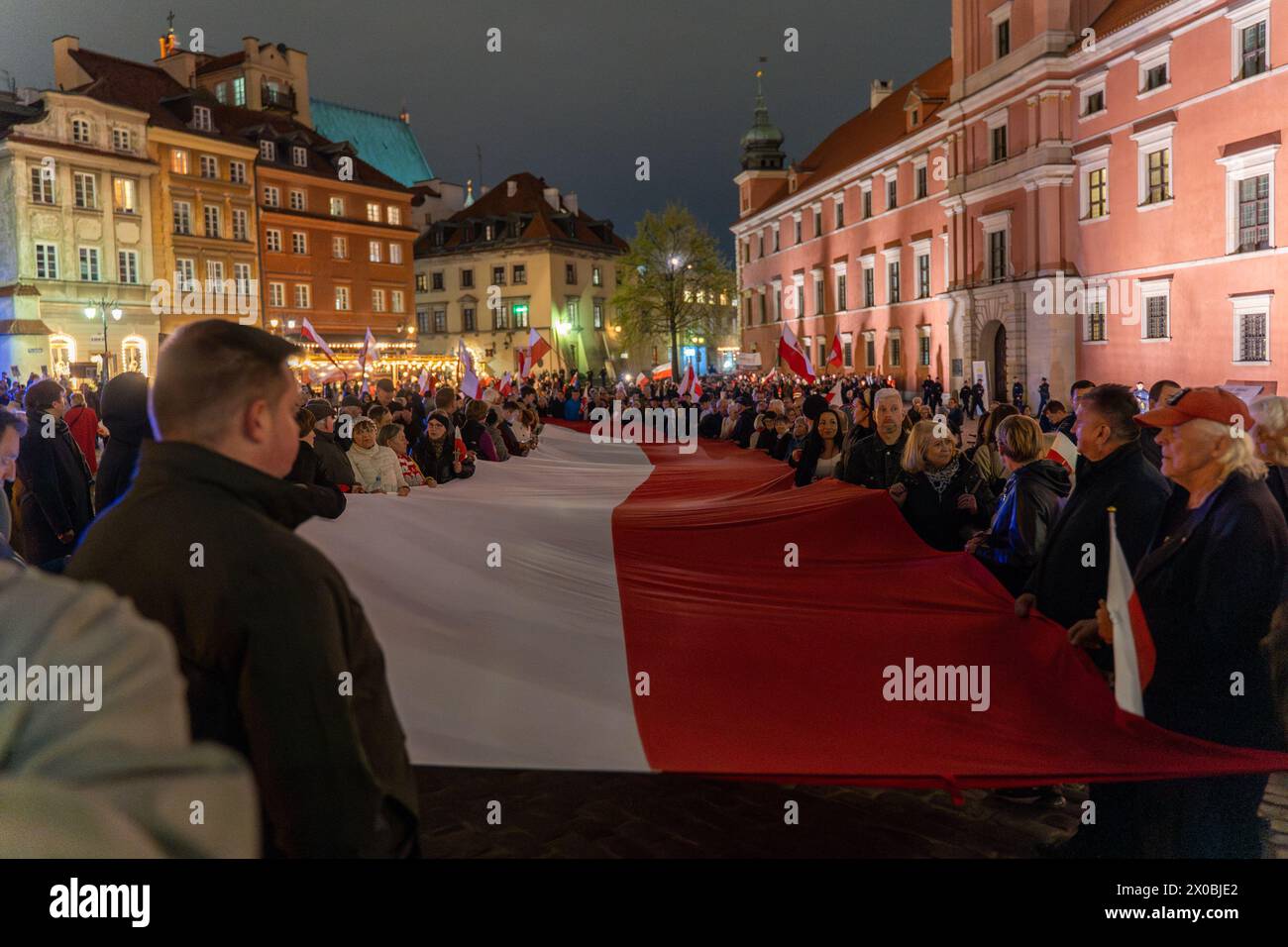 Protesters carry a long Polish flag during March of Remembrance of the ...