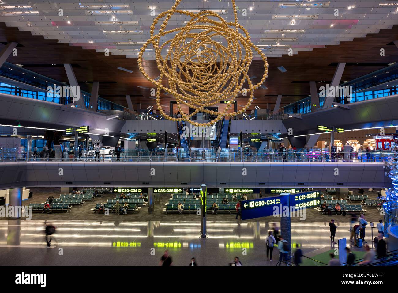 Airport photos hi-res stock photography and images - Alamy