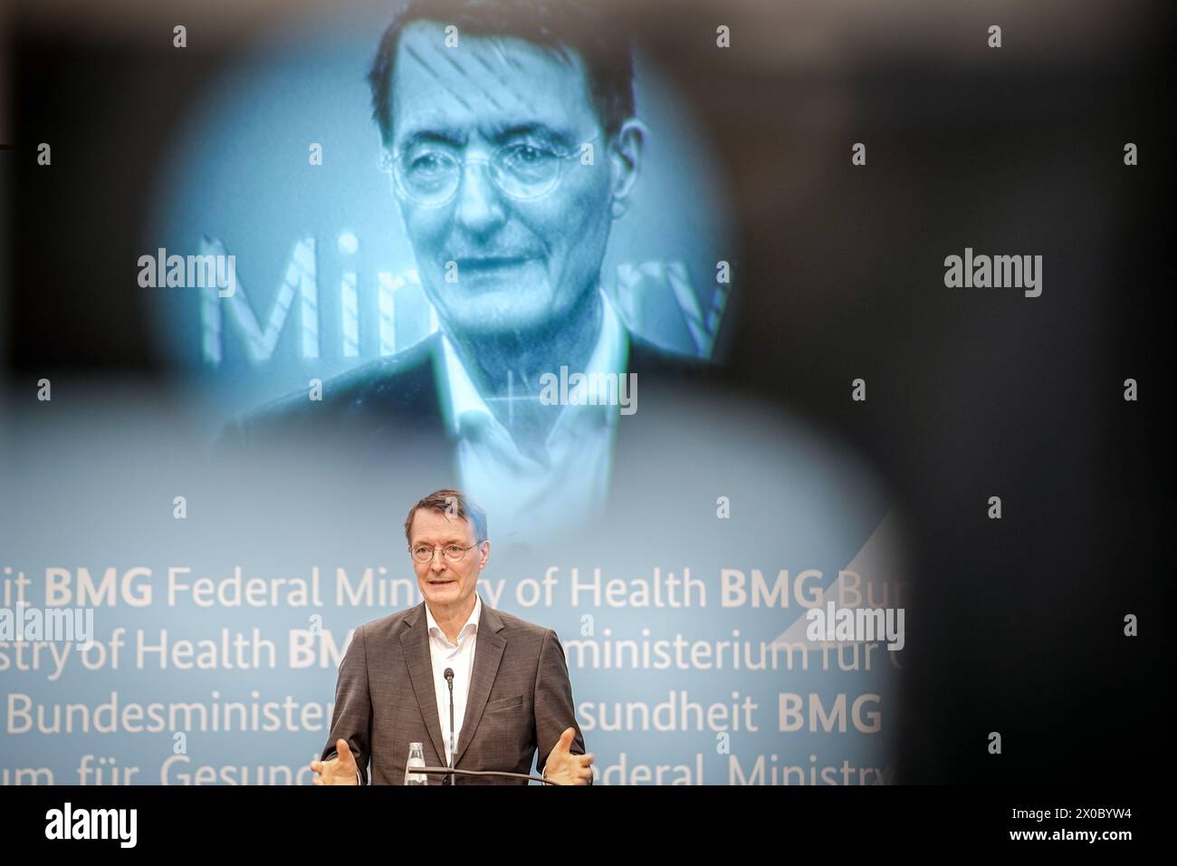 Berlin, Germany. 11th Apr, 2024. Karl Lauterbach (SPD), Federal Minister of Health, holds a ...