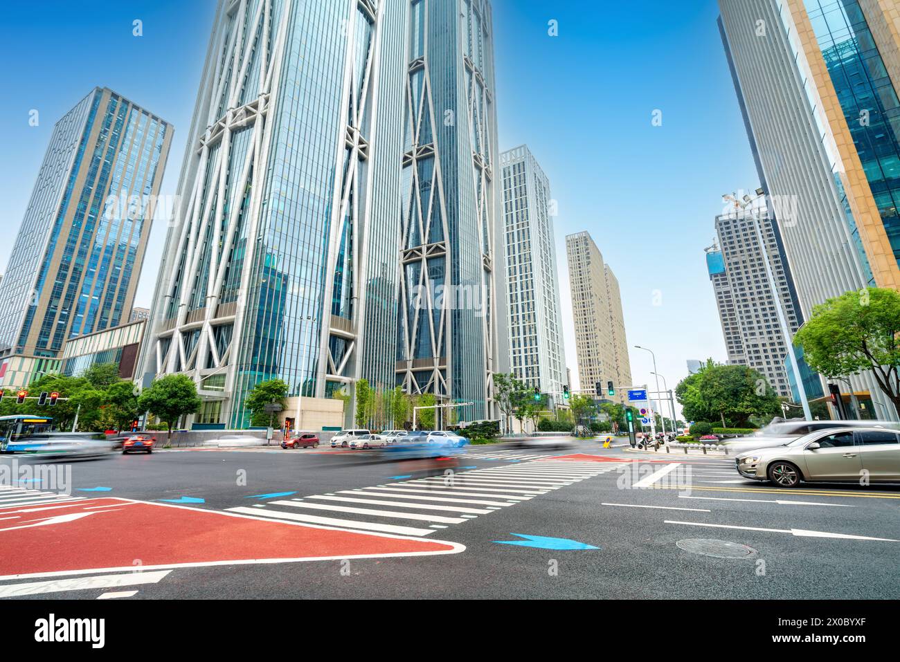 The city's tall buildings and high-speed cars, the urban landscape of ...