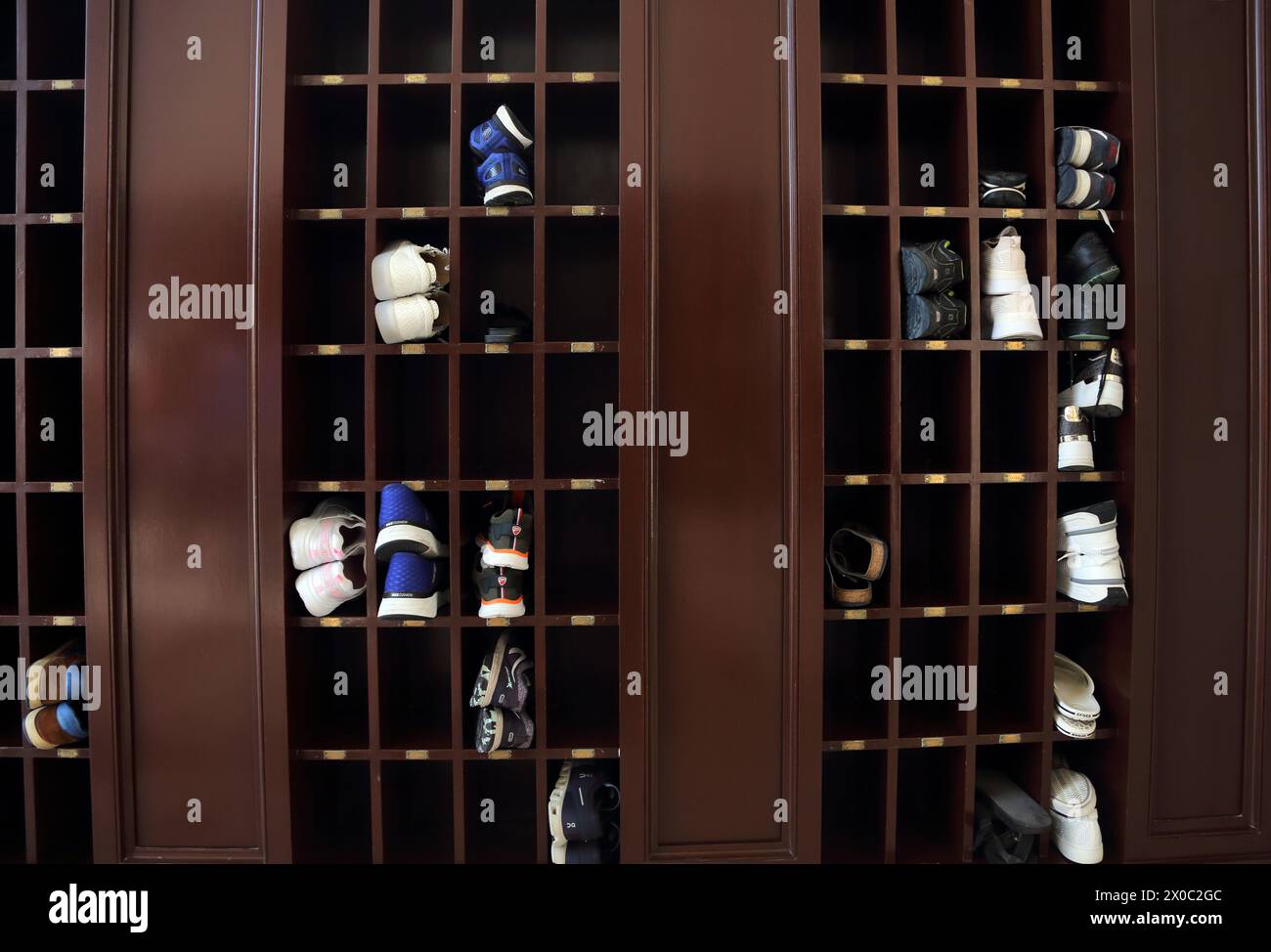 Shoe rack sultan mosque hi-res stock photography and images - Alamy