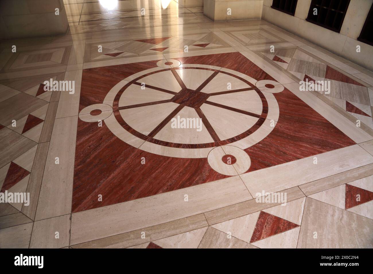 Sultan Qaboos Grand Mosque Interior Marble Floor Muscat Oman Stock ...