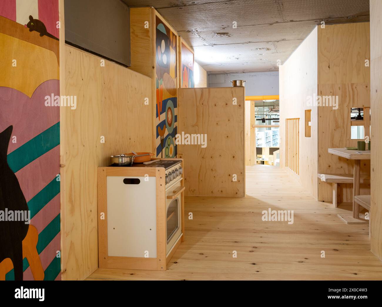 Childrens reading and play area at the Paisley Central Library opened ...