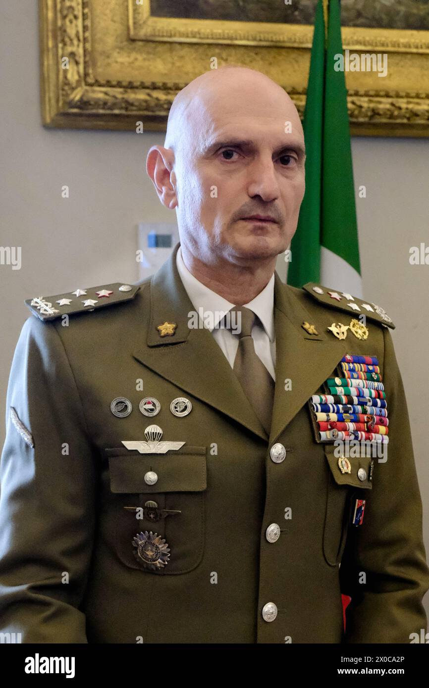 Norme générale hi-res stock photography and images - Alamy