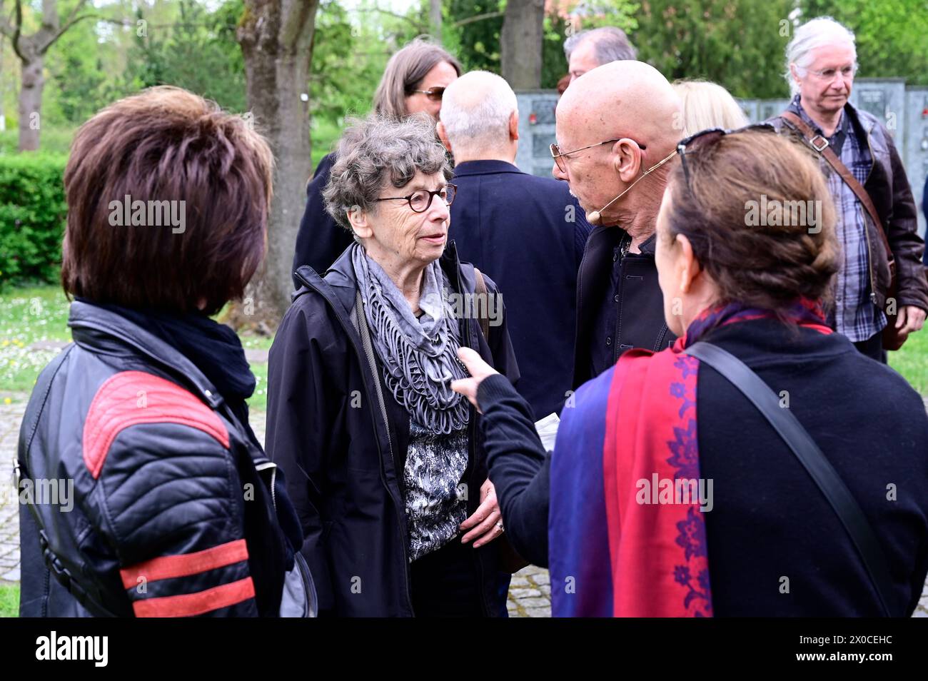 Toni Krahl mit, von links, seiner Ehefrau Tanja Wolf und seiner ...