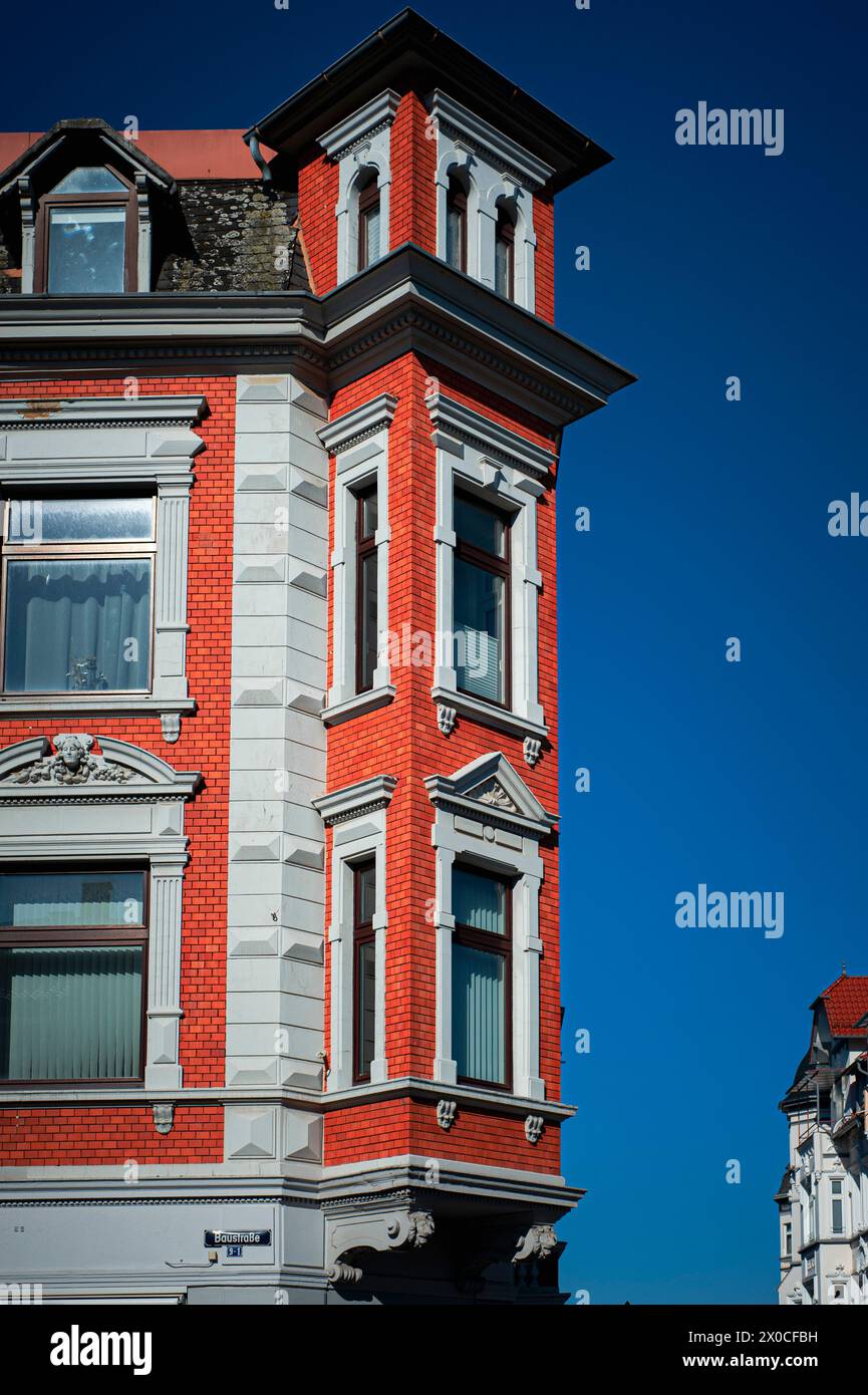 Altbau mit Erker Stock Photo - Alamy