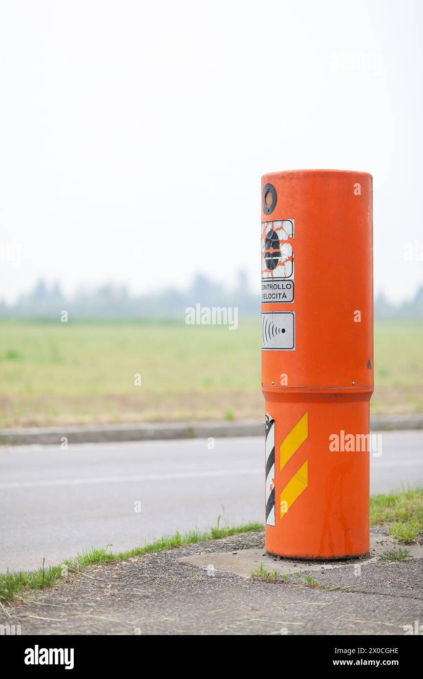 Police speed check italy hi-res stock photography and images - Alamy