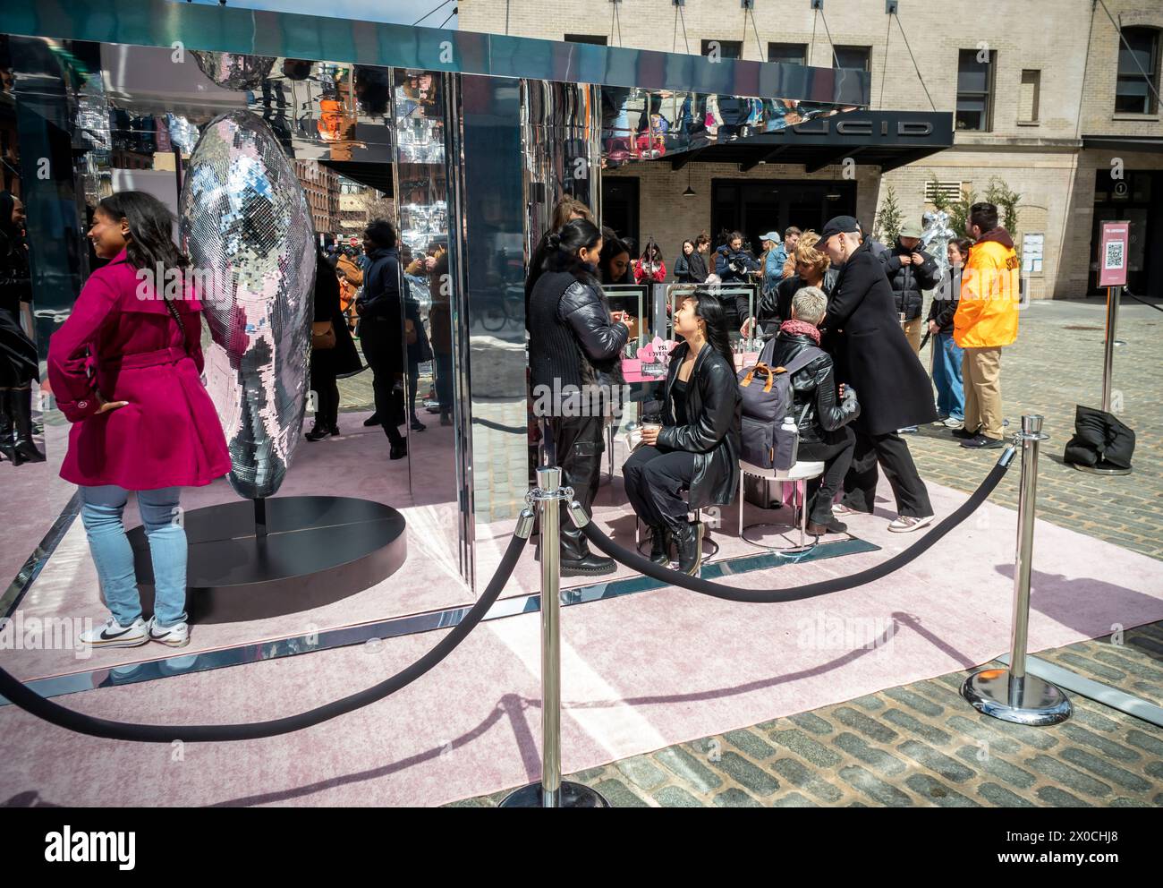 Plaza saint yves hi-res stock photography and images - Alamy