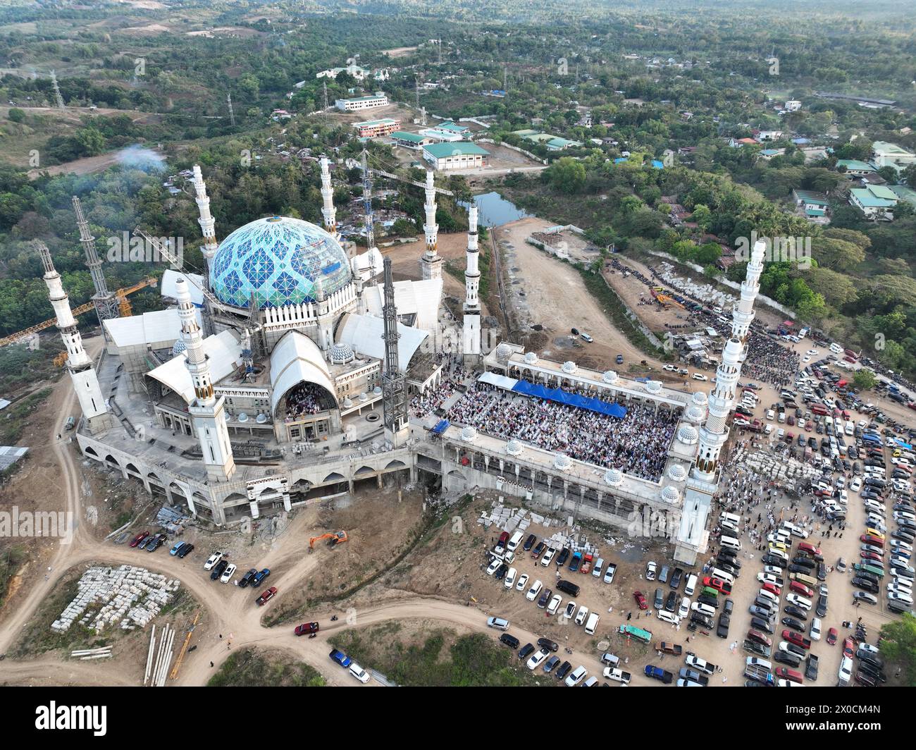 Zamboanga City, Philippines. 10th Apr, 2024. Thousands of Muslims ...