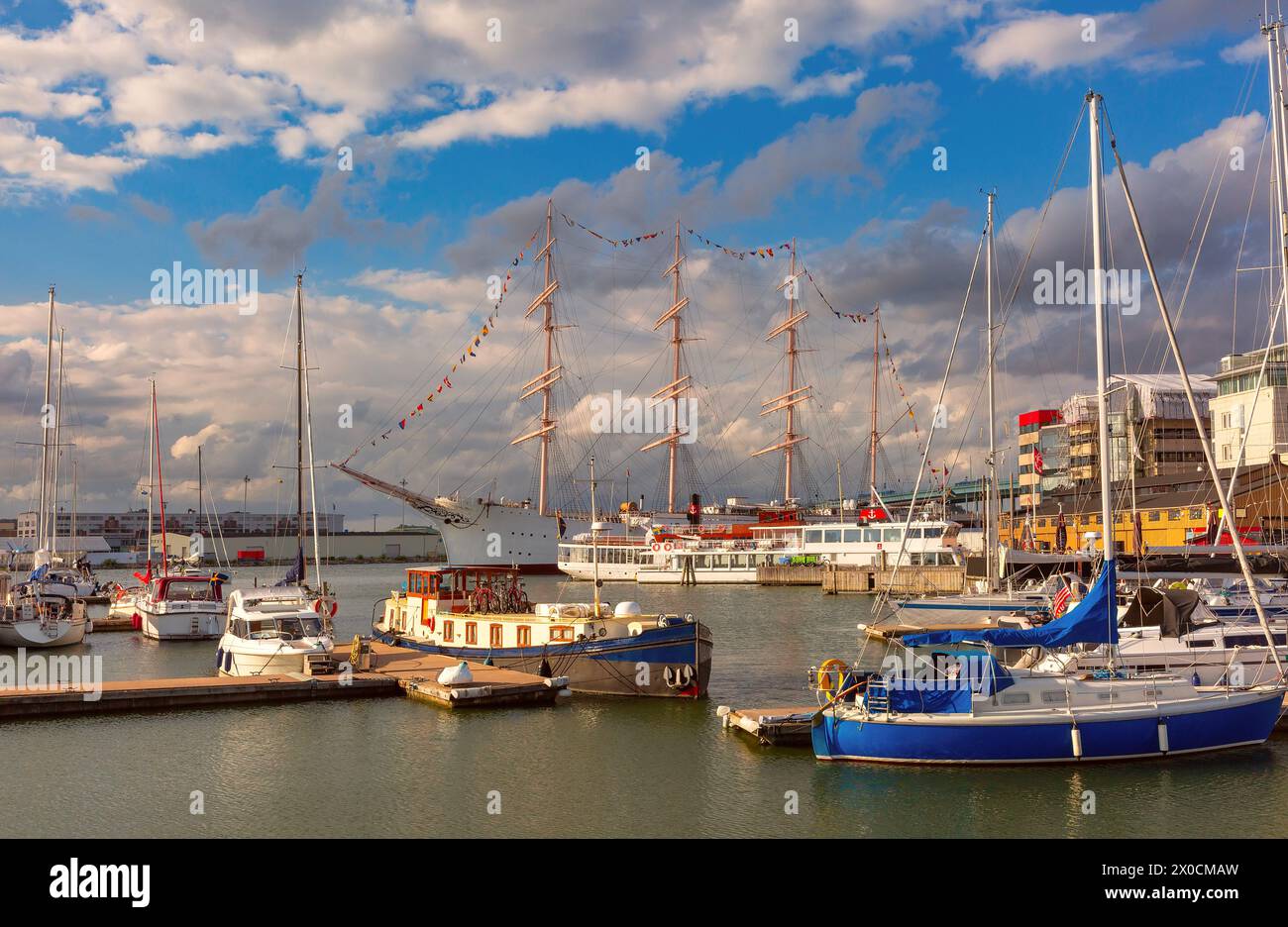 Gota alv river with Barken Viking, ships and boat in Gothenburg, Sweden ...