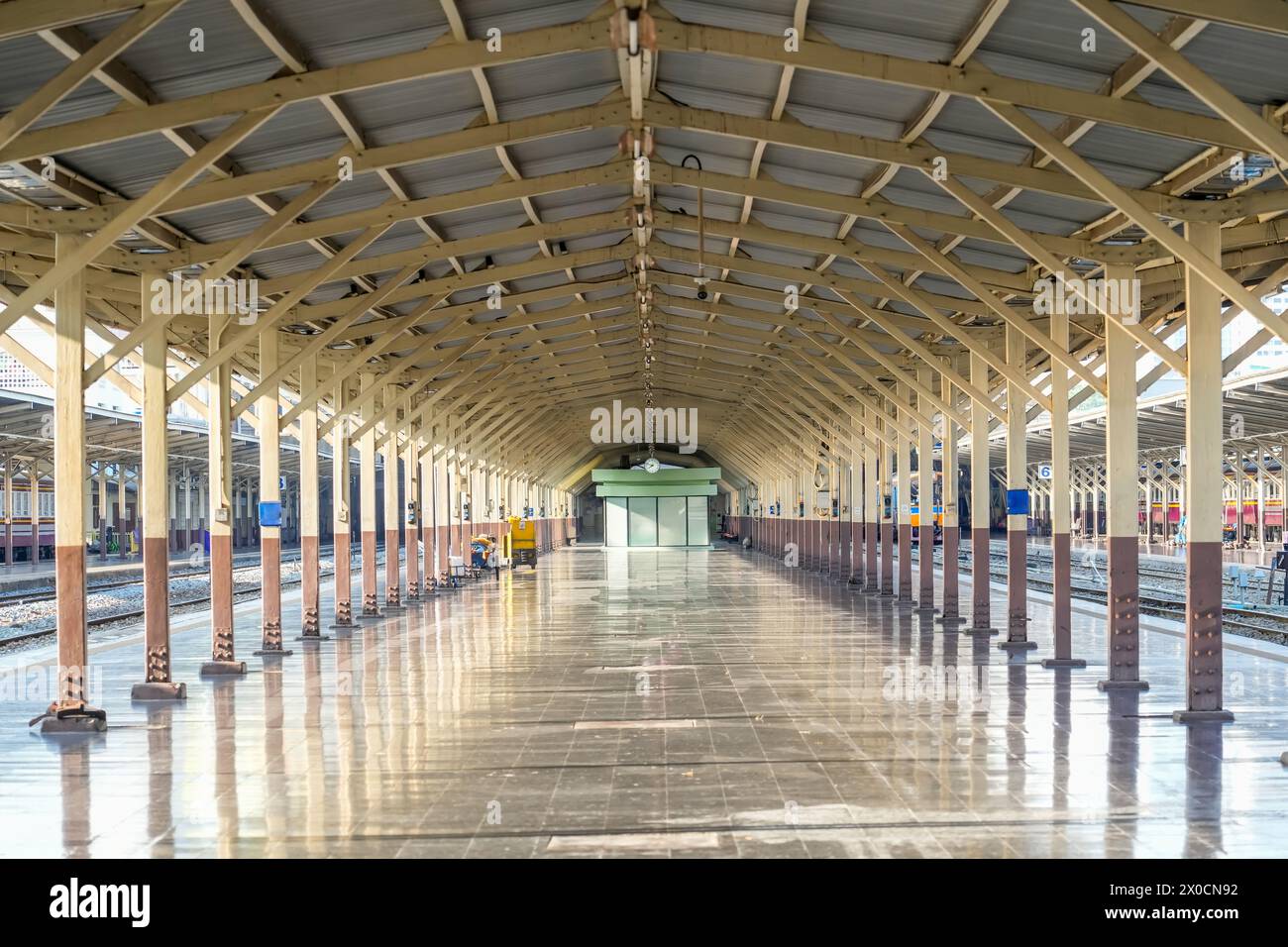 Empty train station without passengers and train Stock Photo - Alamy Empty train station without passengers and train Stock Photo - Alamy