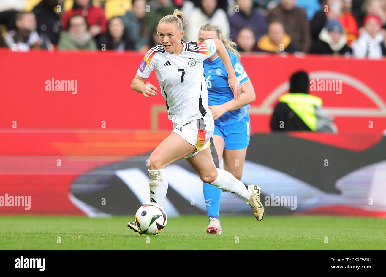 firo : 09.04.2024 Football, Football, 2023/2024 WOMEN'S INTERNATIONAL ...