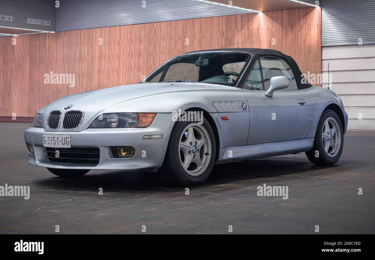Bilbao, Spain-November 11, 2023: BMW Z3 Roadster (E36/7) in indoor parking Stock Photo - Alamy