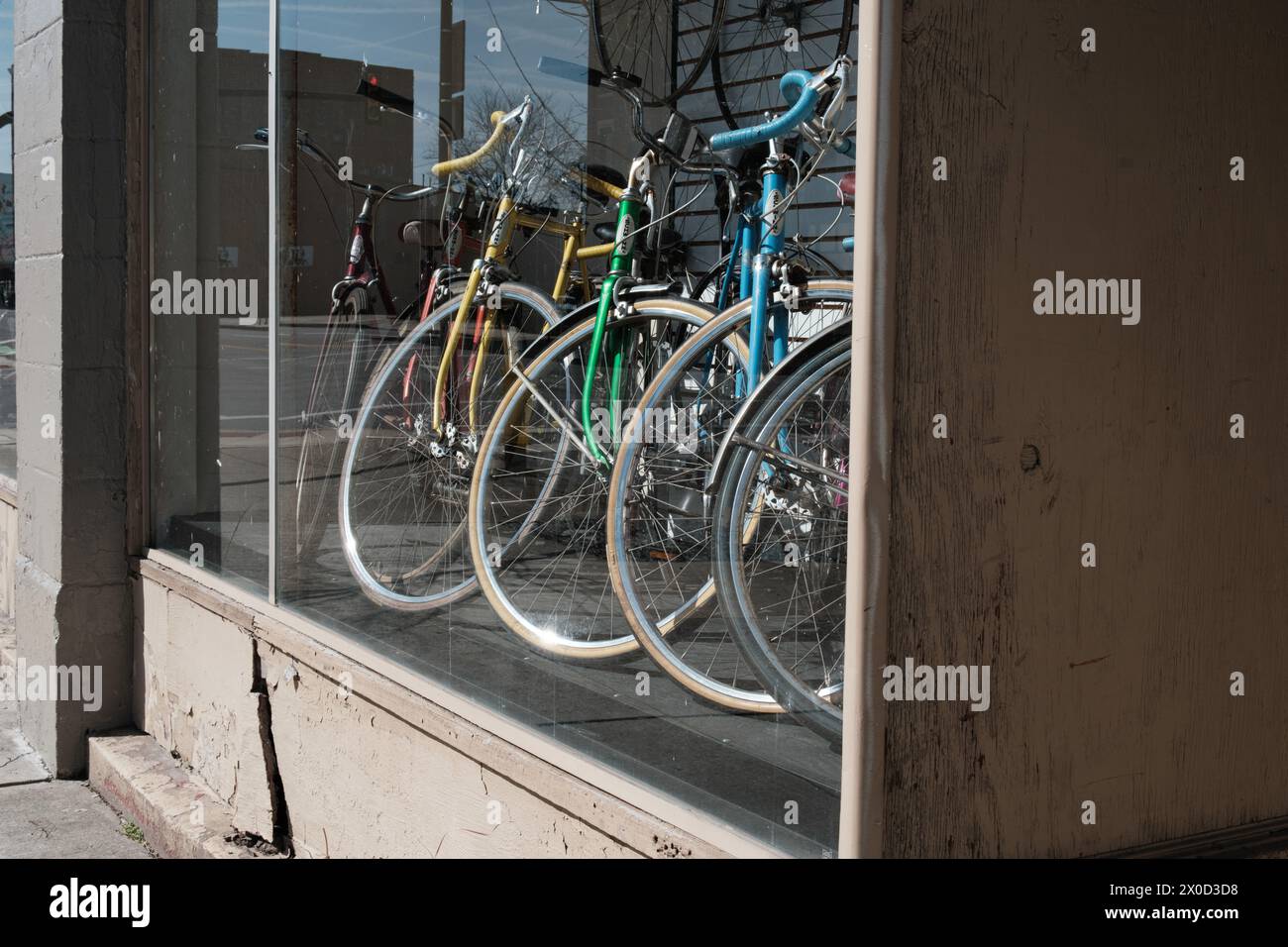 Bicycles on display in a shop window in Lima Ohio USA Stock Photo - Alamy