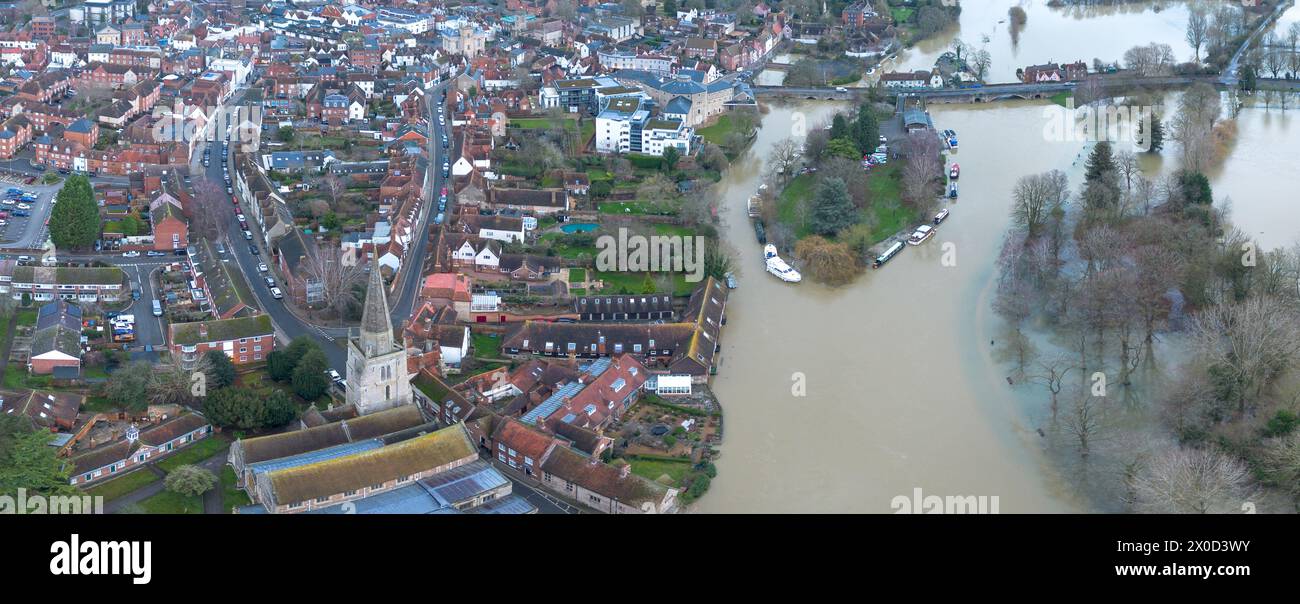 River Thames in flood January 2024. Abingdon, Oxfordshire Stock Photo ...