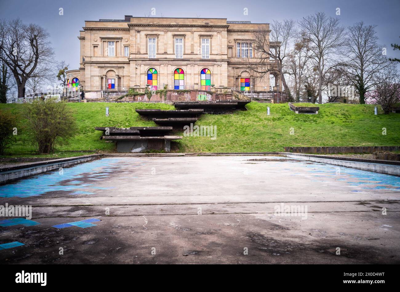 Stuttgart-Ost 20240317 Villa Berg mit Park temporäres Kunstprojekt ...