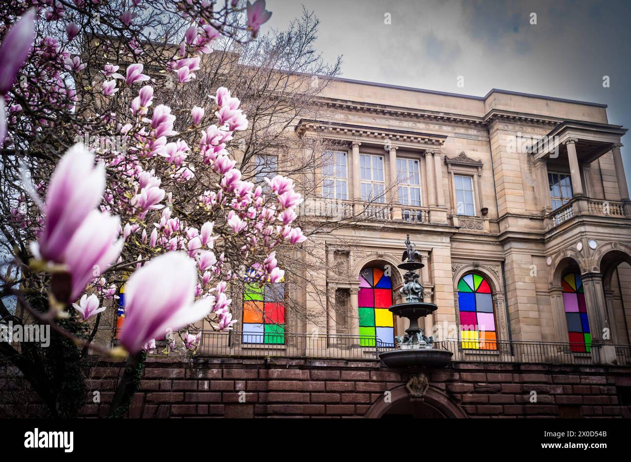 Stuttgart-Ost 20240317 Villa Berg mit Park temporäres Kunstprojekt ...