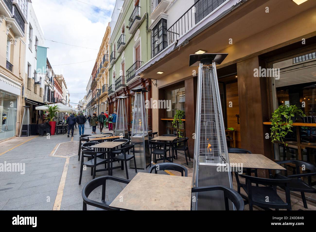 Typical streets of Ronda village with many restaurants, coffee shops ...