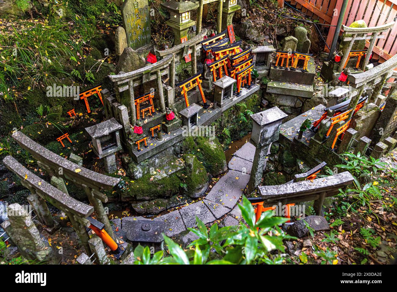 Stone torii gates hi-res stock photography and images - Alamy