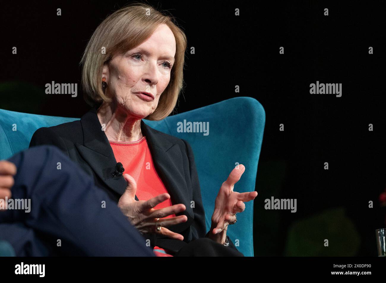 Former tv news speaker hi-res stock photography and images - Alamy