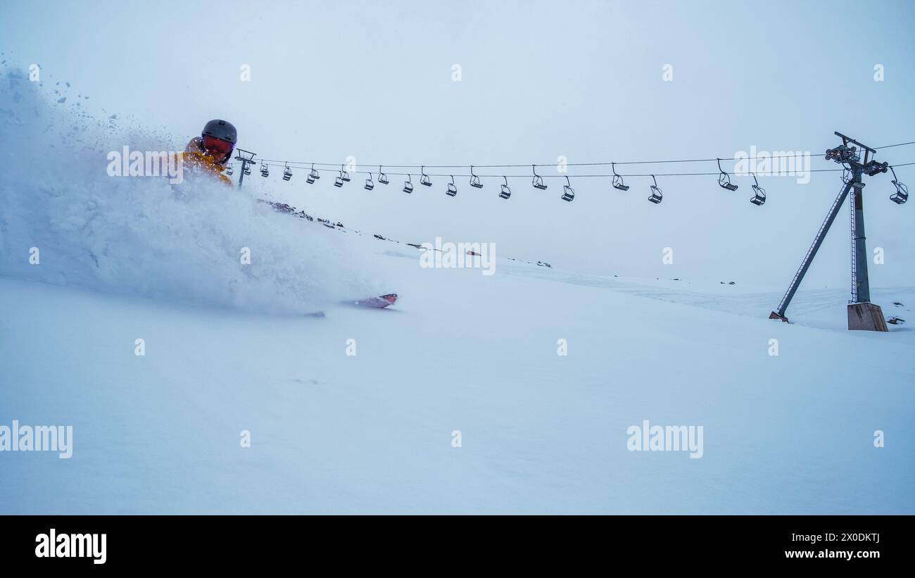 Powder spraying hi-res stock photography and images - Alamy