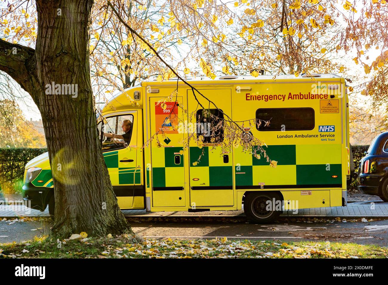 NHS Emergency Ambulance - London, United Kingdom - serving patients in ...