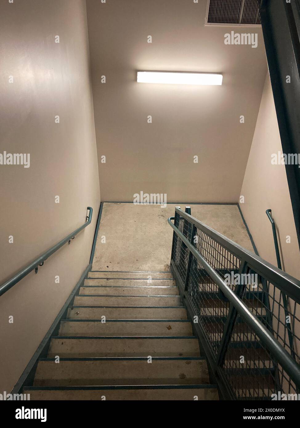 Stairwell emergency exit hi-res stock photography and images - Alamy
