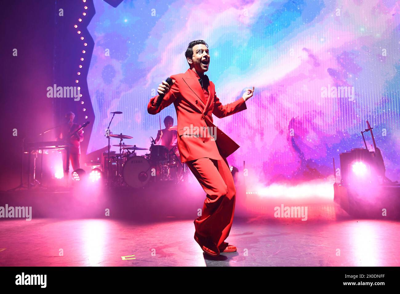 Mika performing at Eventim Apollo LONDON, ENGLAND - APRIL 09: Mika ...