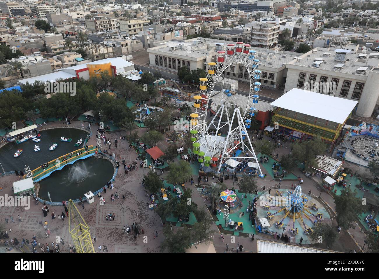 Ziyouna, Iraq. 11th Apr, 2024. Citizens flock to Zayouna Games City on ...