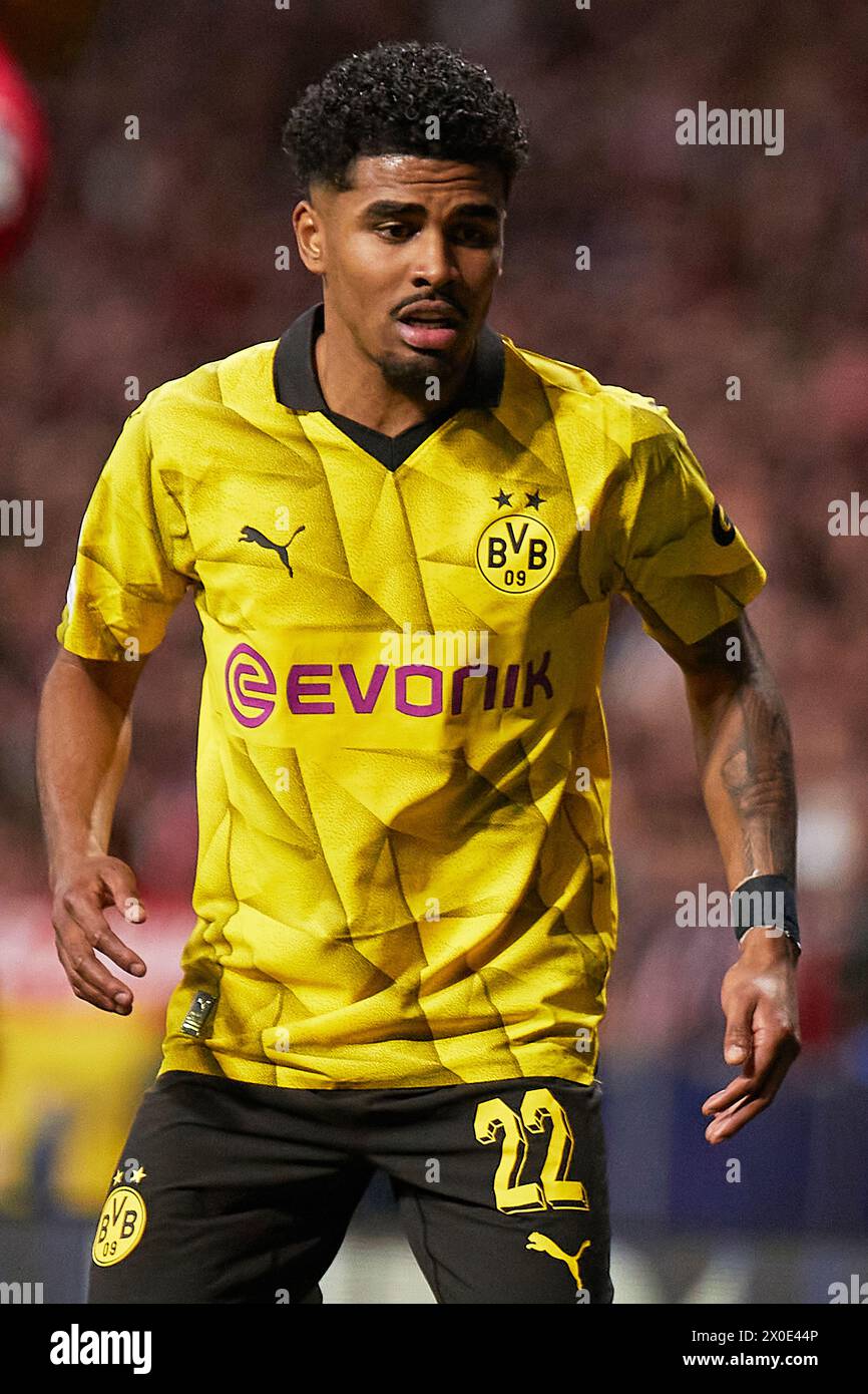 MADRID, SPAIN - APRIL 10: Ian Maatsen, Left-Back of Borussia Dortmund ...