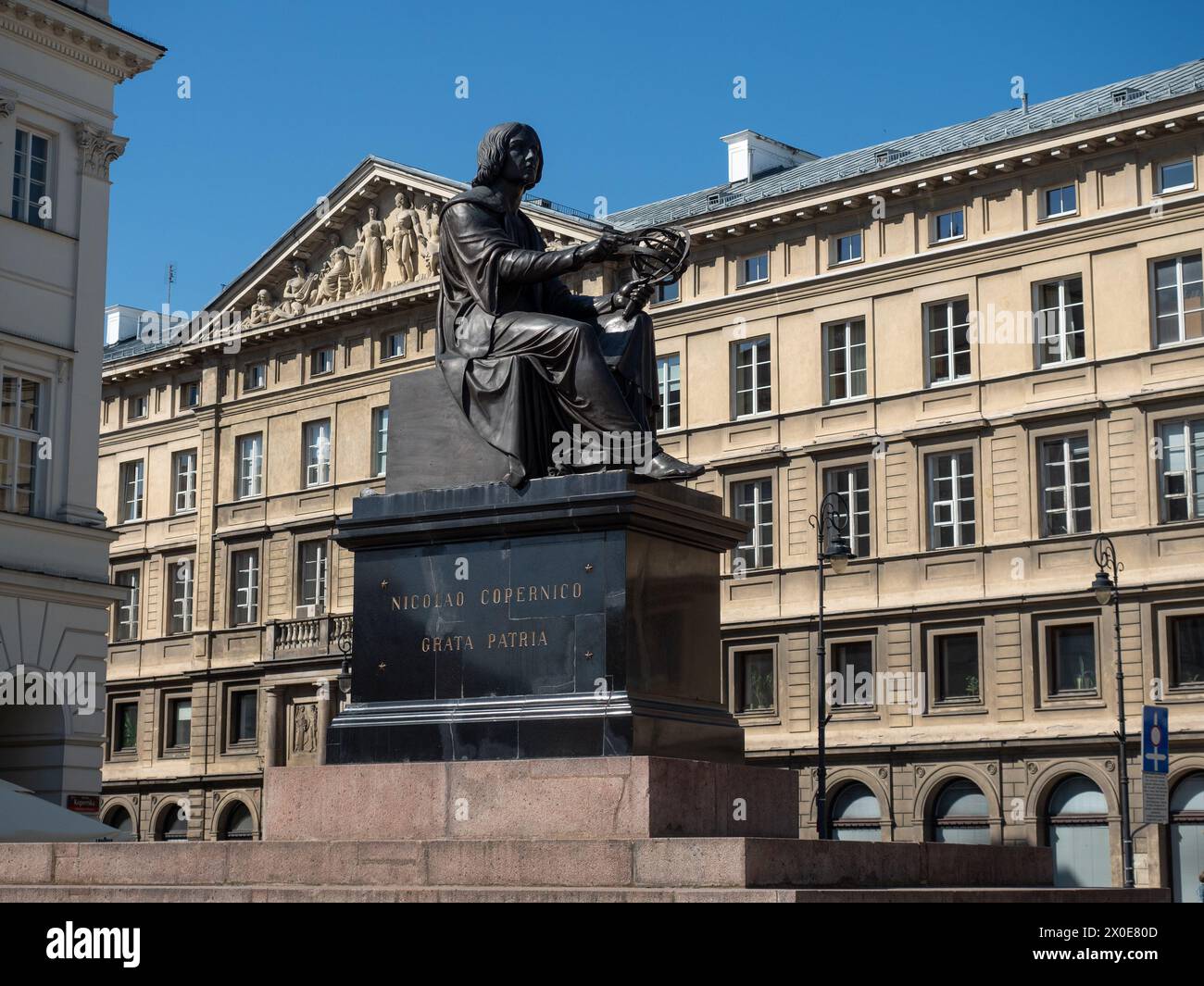 Copernicus statue warsaw hi-res stock photography and images - Alamy