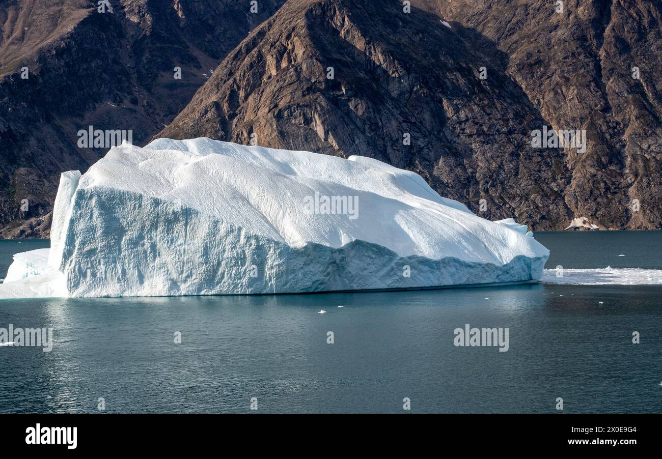 Krummedal metasedimentary rocks at Storhamrene, East Greenland Stock ...