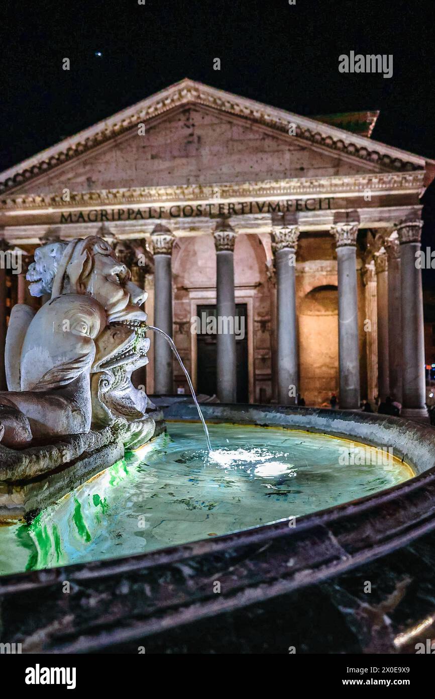 Italy, Rome - November 26, 2023: Pantheon and Fountain of Pantheon ...