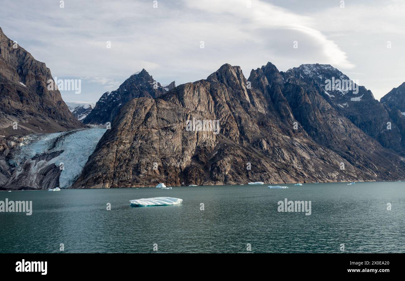 Metasedimentary rocks hi-res stock photography and images - Alamy