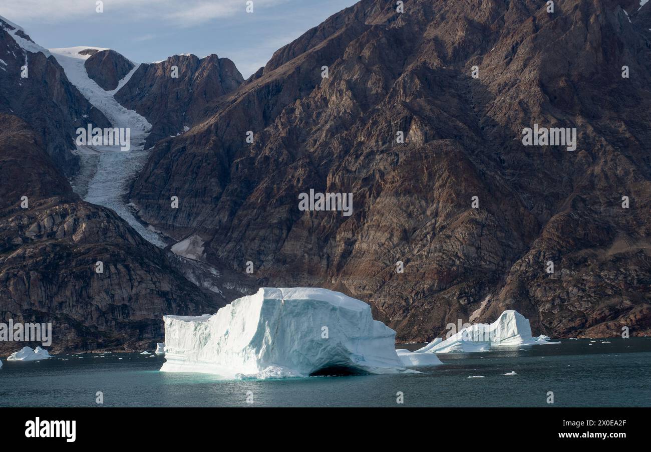 Krummedal metasedimentary rocks at Storhamrene, East Greenland Stock ...