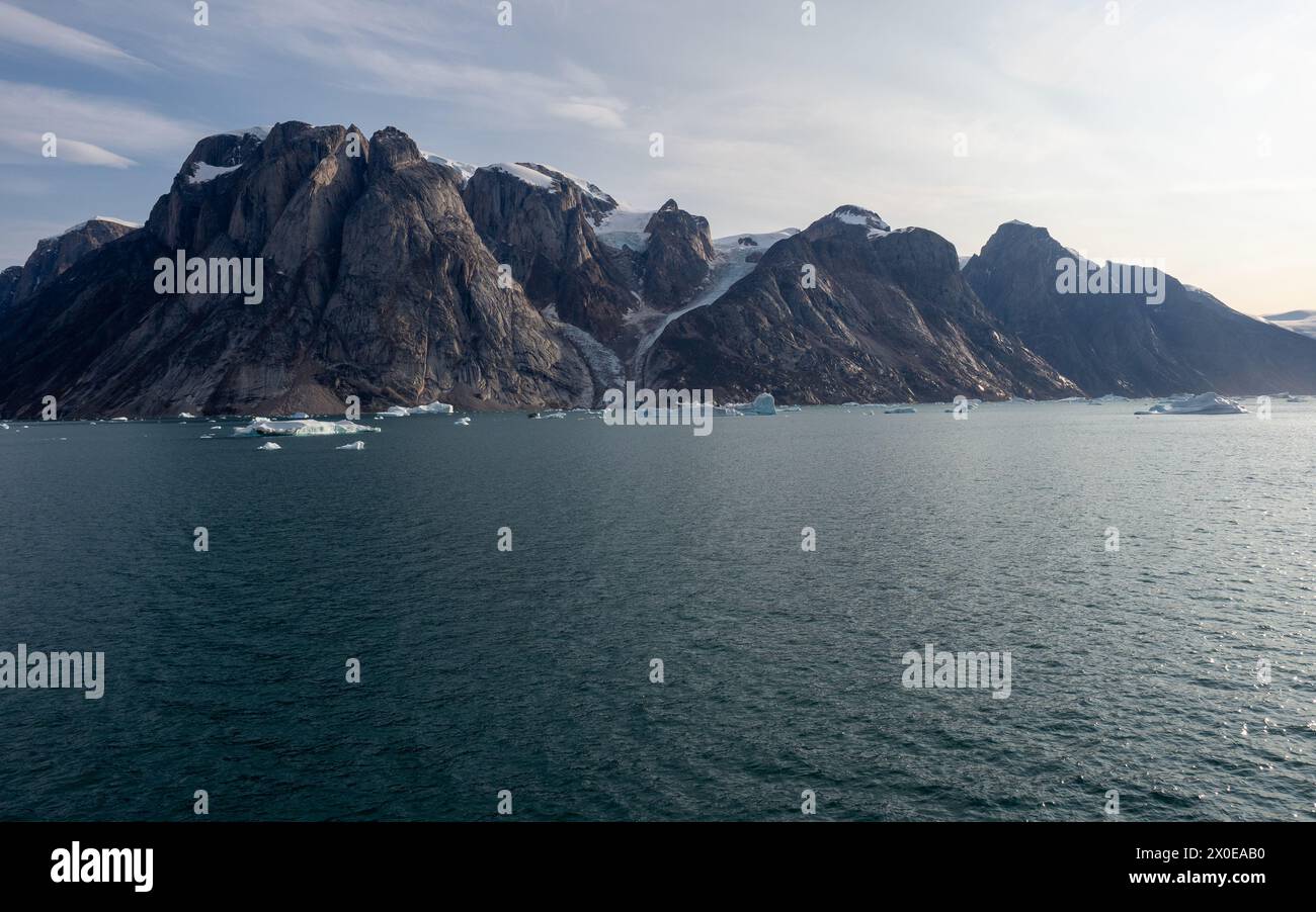 Metasedimentary rocks hi-res stock photography and images - Alamy